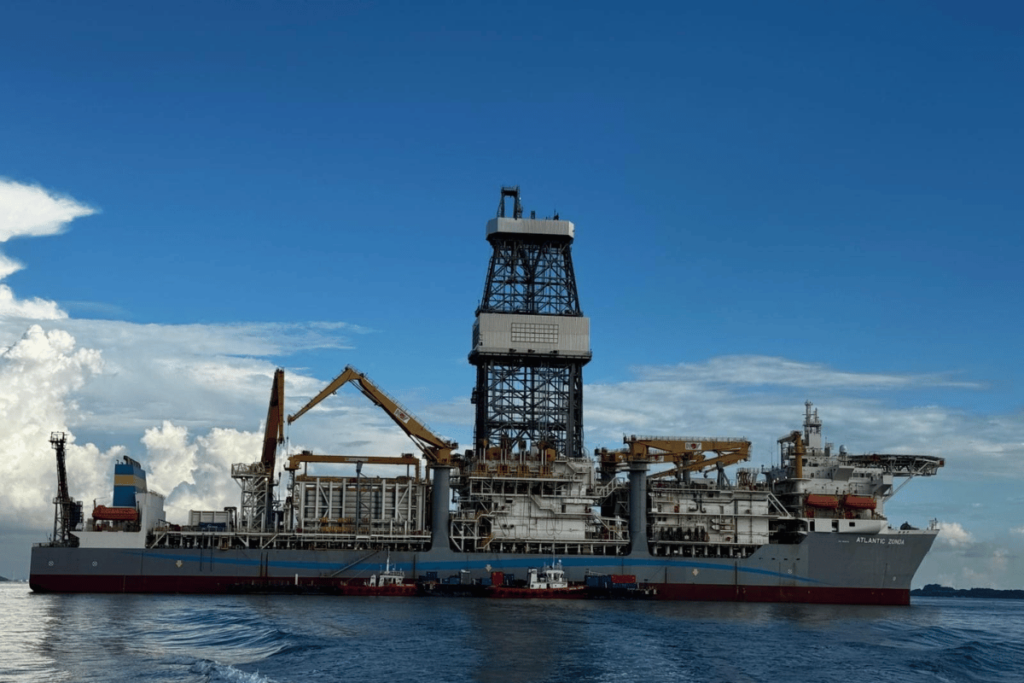 Novo navio-sonda Atlantic Zonda se prepara para operações offshore no ...